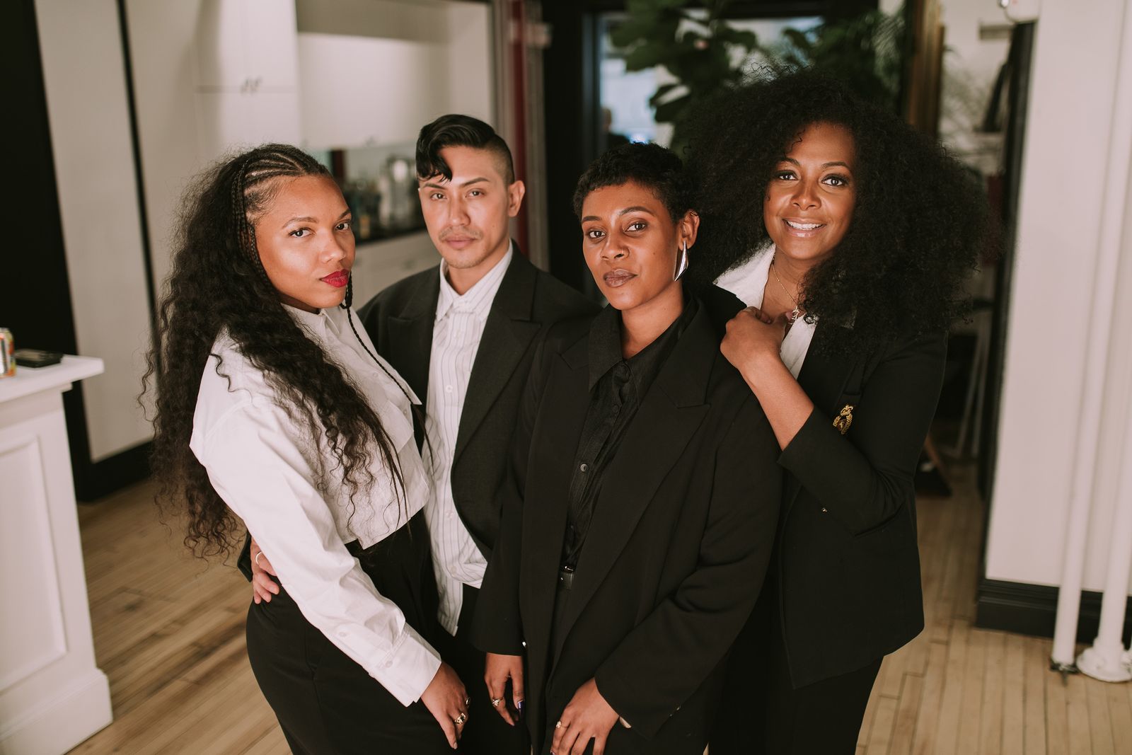 Need to Talk to a Concierge? – Covet & Mane